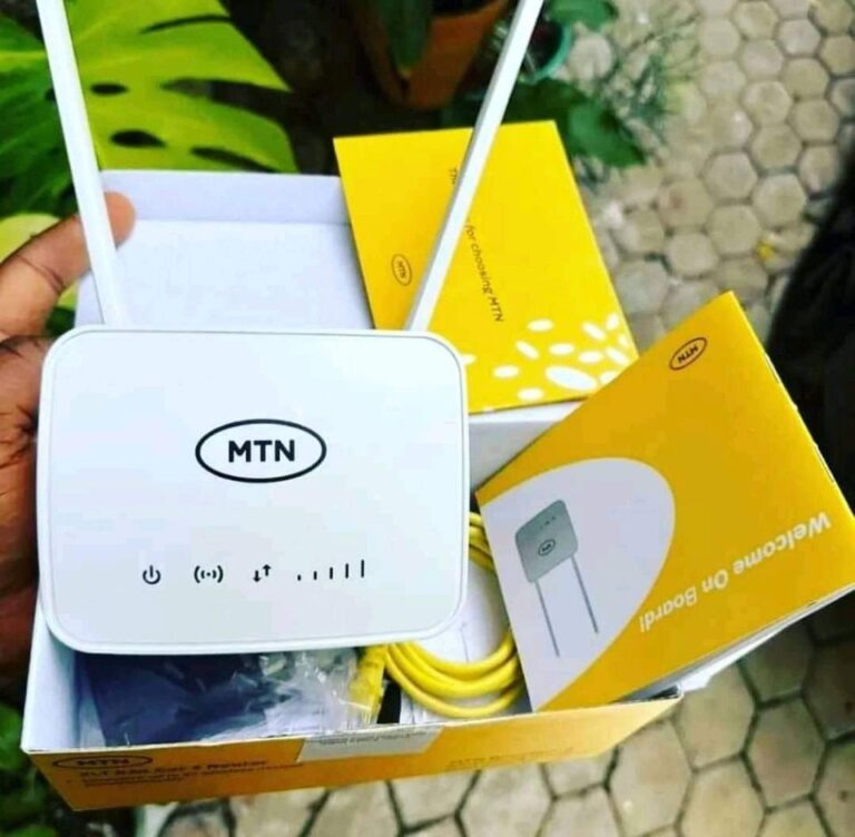 MTN ZLT 4G Router CAT 4 with mini UPS - Legacy Luxury Store